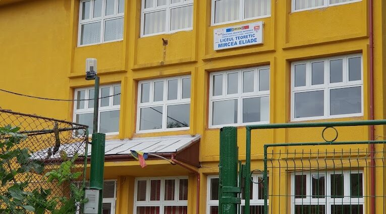 Liceul Teoretic Mircea Eliade din Lupeni, reabilitat prin PNRR – Press ...